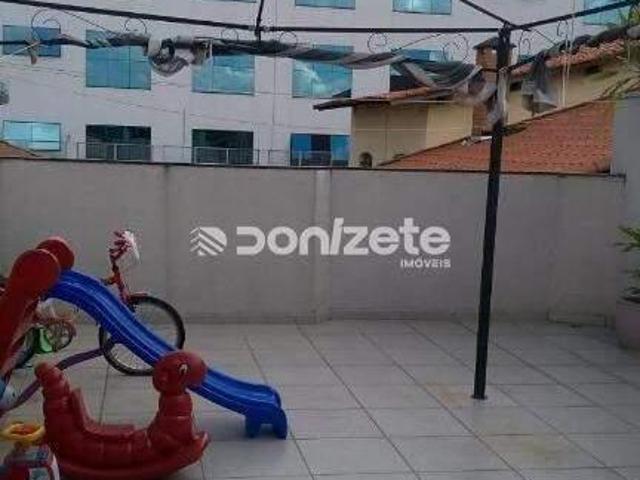 Cobertura à venda no Campestre Santo André | 2 dorm 1 suíte | 1 vaga | 108m²