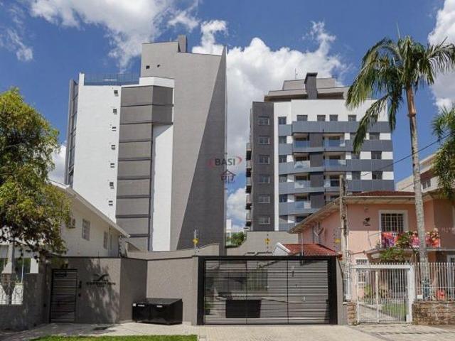 Cobertura a Venda no Centro de Curitiba 3 suites e 4 vagas de garagem