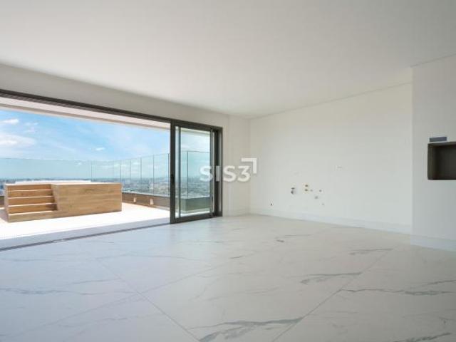 Cobertura à venda no Edifício Vitra Plaenge – 275m