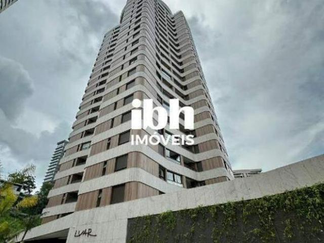Cobertura à venda no Edifício Luar, Bairro Vale do Sereno