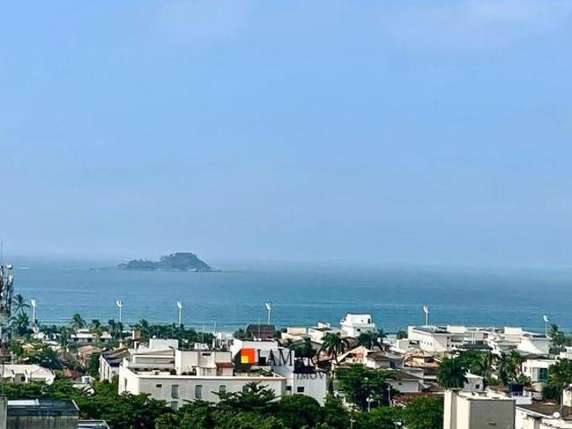 Cobertura a venda no Guaruja