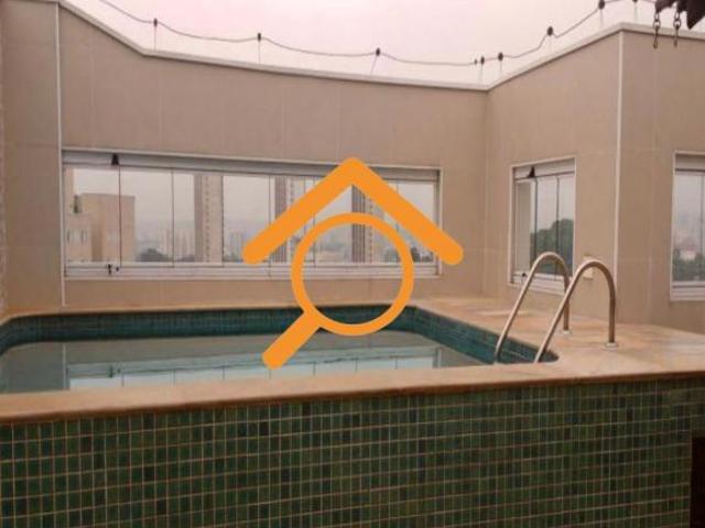 Cobertura à venda no Jardim Marajoara. Oportunidade única. Piscina Privativa. Reformado. Confira!
