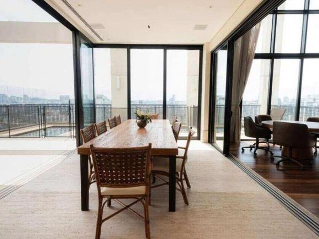 Cobertura à venda, no Quartier Auri em São Paulo, Vila Olímpia, com 5 quartos, 750m²