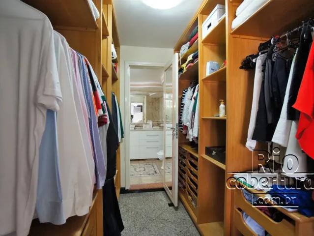 Cobertura à venda no Recreio. 4 Suítes. 4 Vagas