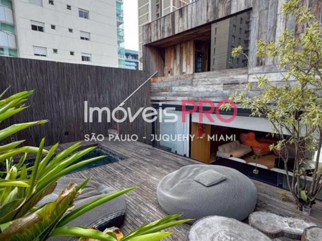 Cobertura a venda proxima ao Parque do Povo no Itaim com 240m2, 3 suites, 4 vagas, piscina e rooftop