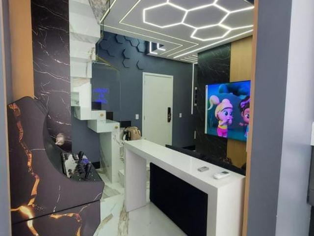 Cobertura Alto Padrão à Venda no Bairro Santa Maria – 80m² com Vista Deslumbrant