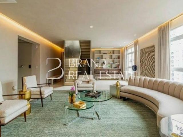 Cobertura Alto padrão reformada á venda no Jardim Paulista. 430m², 4 quartos, 2 vagas
