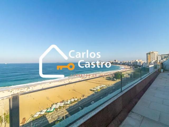 Cobertura Avenida Atlântica, venda, tem 425 M² c/ vista panorâmica de 180º p/ a Praia de Copacabana