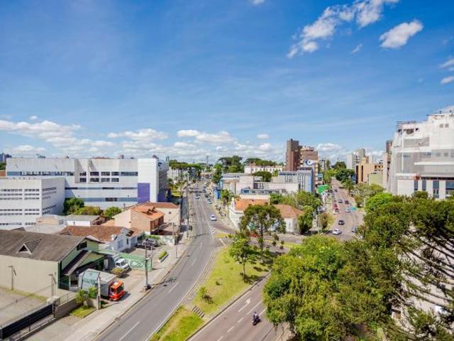 Cobertura, bairro Batel 03 suítes 041 997104652