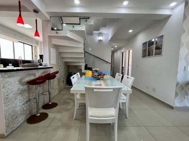 Cobertura beira mar com vista — Pitangueiras — Guarujá