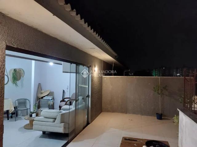 Cobertura dois dormitórios, 1 suíte, com 161m² no Cristo Redentor