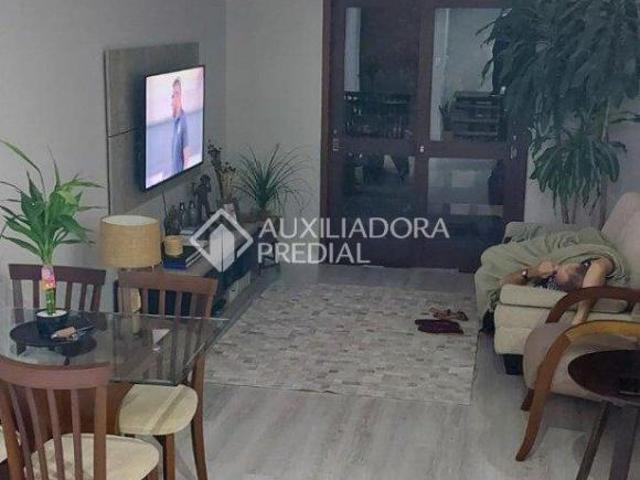 Cobertura dois dormitórios, 1 suíte, com 161m² no Cristo Redentor