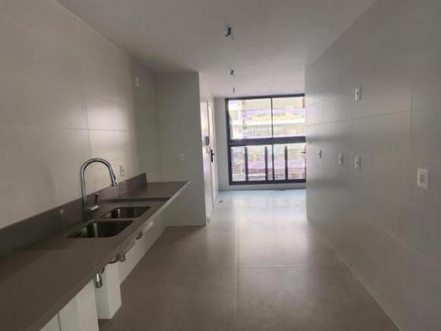 COBERTURA DE 02 QUARTOS COM PLANTA SCHOW VISTA LIVRE FINO ACABAMENTO 98150 8787