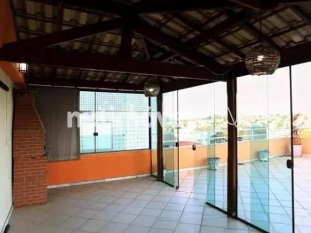 Cobertura de 03 quartos, aproximadamente 90,00m²