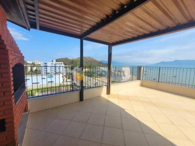 Cobertura de 150m² à venda no centro de Caraguatatuba, com 3 dormitorios e vista do mar