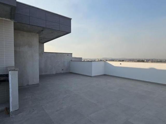 Cobertura de 160 m² com 3 quartos sendo 1 suíte à venda Itapoã