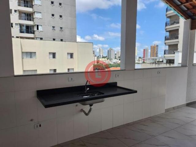 Cobertura de 163m2 nova, com elevador, para venda. Possui 3 quartos, 1 suíte e 2 vagas paralelas, pa