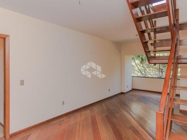 Cobertura de 183m2, 2 quartos e 2 vagas no bairro Chácara Das Pedras