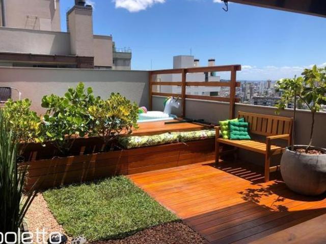 Cobertura de 2 dormitórios com suíte e 2 vagas no bairro Petrópolis