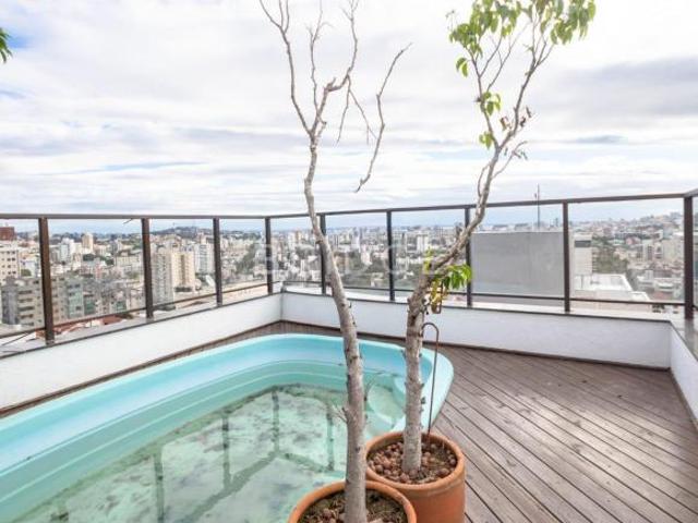 COBERTURA DE 2 SUITES MOBILIADA PETRÓPOLIS