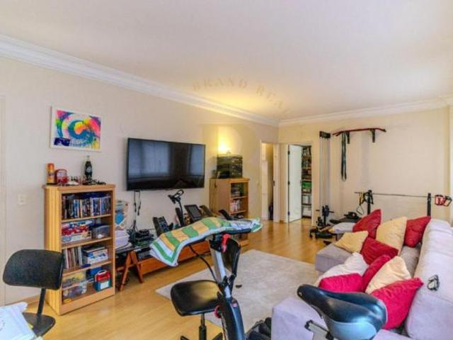 Cobertura de 323 m², 4 quartos, 03 vagas de garagem no bairro Higienopolis