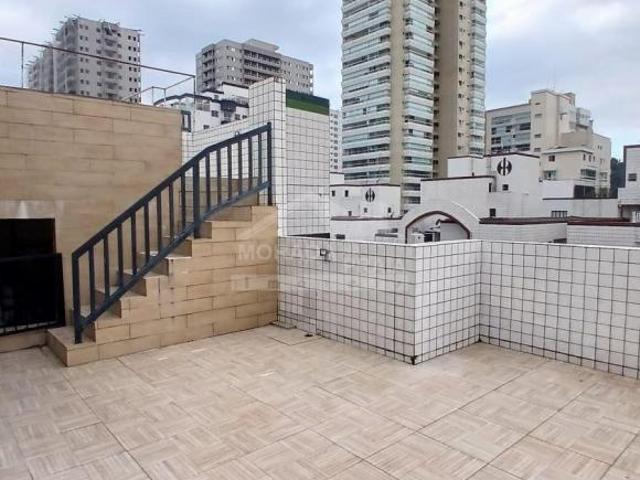 Cobertura de 4 dormitórios com piscina privativa e vista parcial ao mar à venda no Canto do Forte