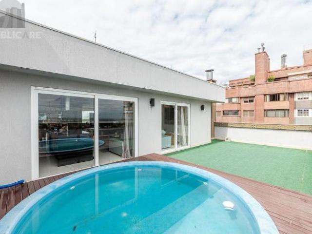 Cobertura de 4 dormitórios com vista 360º no bairro Moinhos de Vento