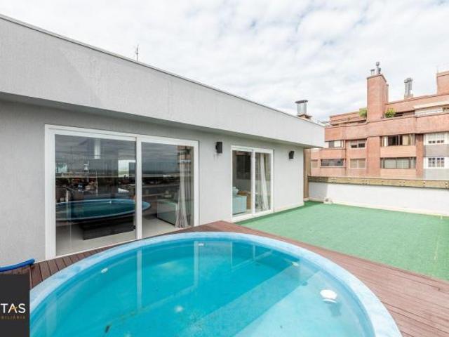 Cobertura de 4 dormitórios com vista 360º no bairro Moinhos de Vento