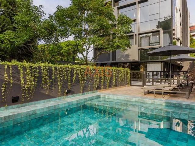 Cobertura de 4 Suítes à Venda no Edifício Dasos | Centro Cívico Curitiba