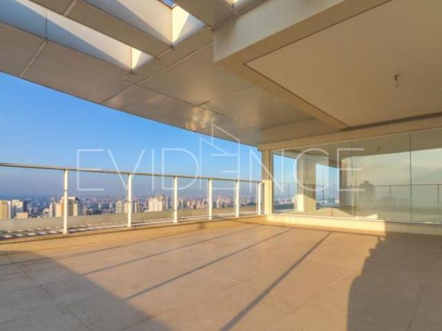 Cobertura de 700m² no Jardim Anália Franco · 4 Quartos Suítes · 5 Vagas