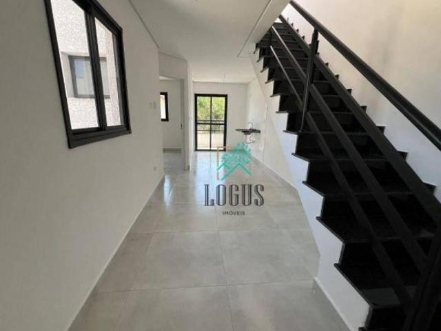 Cobertura de 96m² 48m² + 48m² bem distribuído, 2 dormitórios sendo 1 suíte, à venda por R$ 530.000
