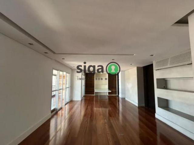 Cobertura de Alto Padrão com 173m², 4 Quartos, 4 Vagas e Vista Panorâmica á Venda!