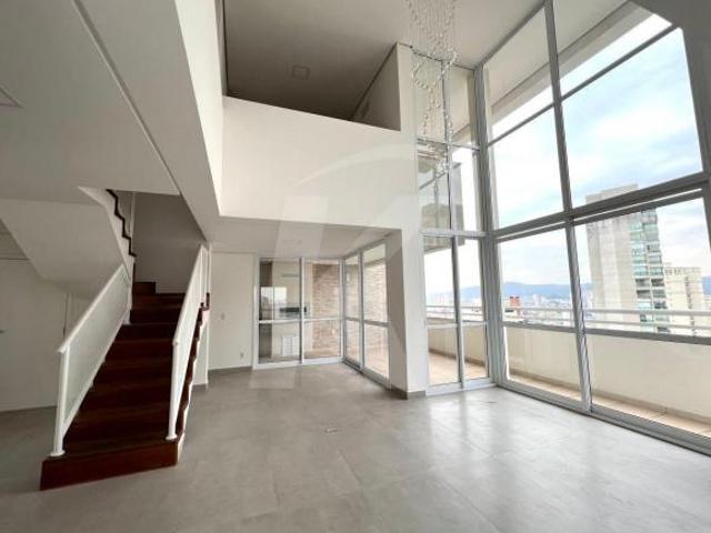 Cobertura de Alto Padrão à Venda no Alto de Santana, 315 m², 4 Suítes, 5 Vagas e Vista Panorâmica