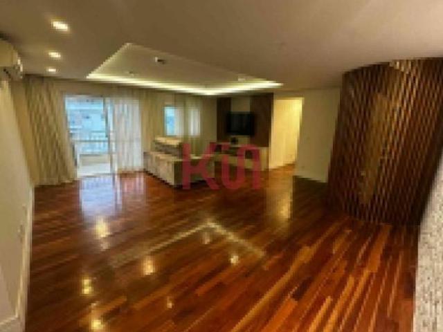 Cobertura de Luxo à Venda em São Paulo SP, Bairro Saúde: 3 Quartos, 2 Suítes, 3