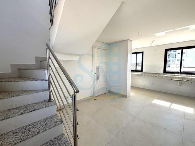 Cobertura de luxo com 3 quartos e 2 suítes no bairro Santa Mônica, em Belo Horizonte MG: uma oportun