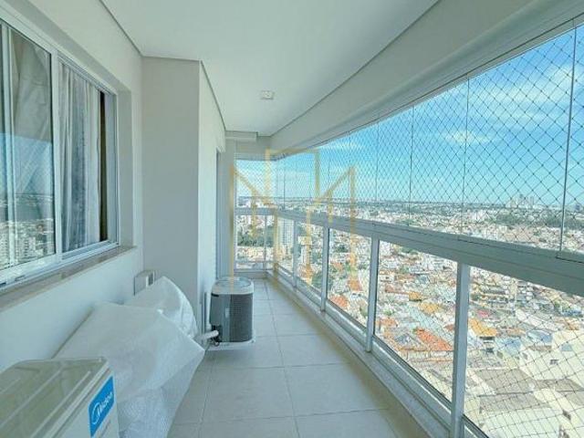 Cobertura de luxo com 4 quartos no Centro de Uberlândia MG: 4 suítes, 3 salas, 3 vagas e 240m² de ár
