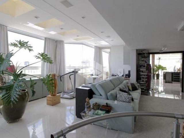 Cobertura de luxo com 4 quartos e 2 suítes na Mooca, São Paulo