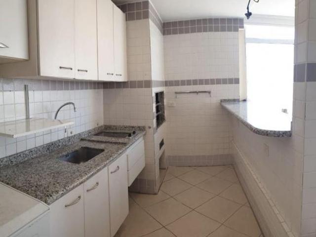 Cobertura de Luxo em Vila Guarani, São Paulo: 3 Quartos, 2 Suítes, 3 Banheiros