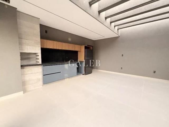 Cobertura de luxo na Vila Thais, Atibaia SP: 2 quartos, 1 suite, 2 salas, 3 vagas de garagem, 140m²