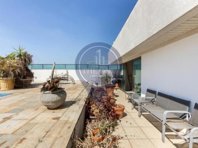 Cobertura de luxo na Aclimação: 4 quartos, 4 suítes, 2 salas, 6 banheiros, 3 vagas de garagem, 317m²