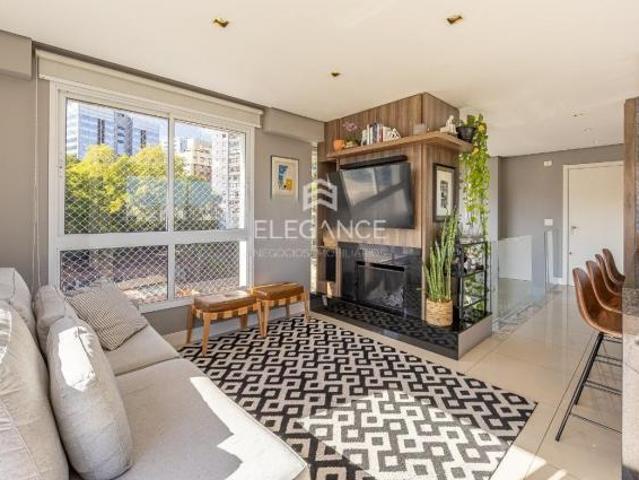 Cobertura de luxo na auxiliadora com 2 quartos, 1 suíte, 3 vagas e 124m² em Porto Alegre RS