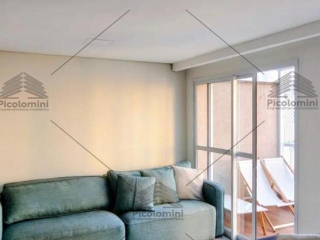Cobertura de Luxo na Saúde 2 Quartos, 2 Suítes, 3 Vagas de Garagem Ao lado do Metrô! Não perca e