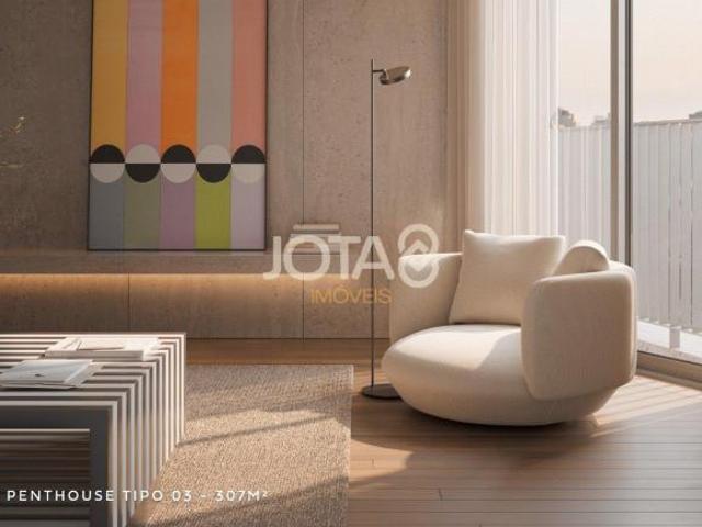 COBERTURA DECORADA COM 3 SUÍTES E 2 VAGAS SUÍTES NO ÁGUA VERDE
