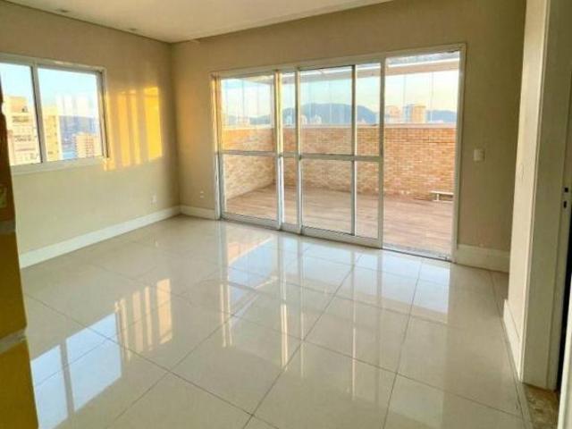 Cobertura Duplex Mobiliada à Venda na Ponta da Praia – Santos/SP