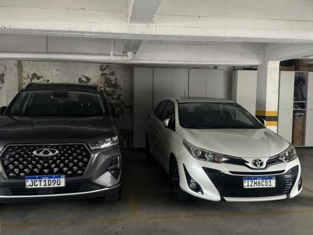 Cobertura duplex mobiliada com 3 dormitórios no bairro Petrópolis