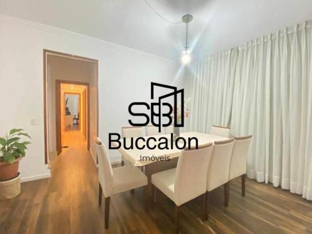 Cobertura Duplex Modernizada — Campo Grande, Santos/SP | 241 m² • 4 Dormitórios 1 Suíte • Piscina