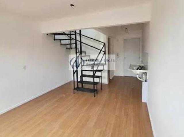 Cobertura duplex na Bela Vista 67m² bem localizada pronta para ser decorda
