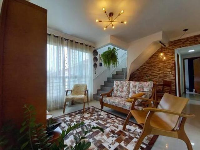 Cobertura Duplex na Ponta da Praia – Porteira Fechada