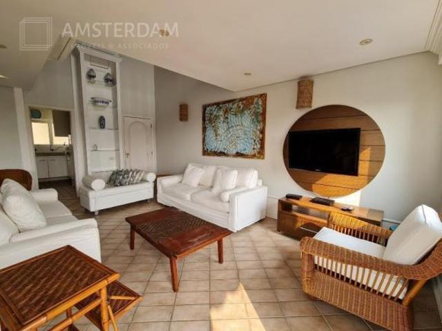 Cobertura Duplex no M3 na Riviera, 2 Suítes, 2 Salas, 3 Vagas, 210m²