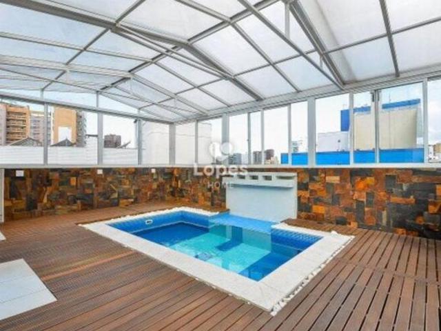 Cobertura Duplex no Água Verde com 298 m²